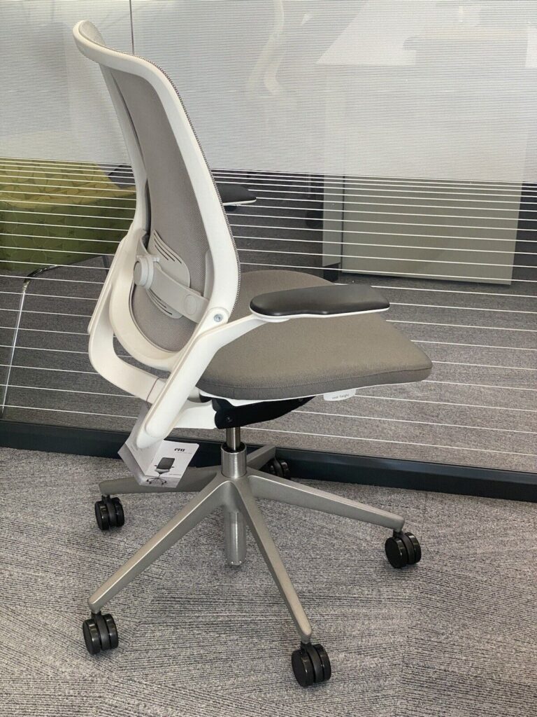 Orangebox Eva ergonomic task chair with height adjustable arms, and ...