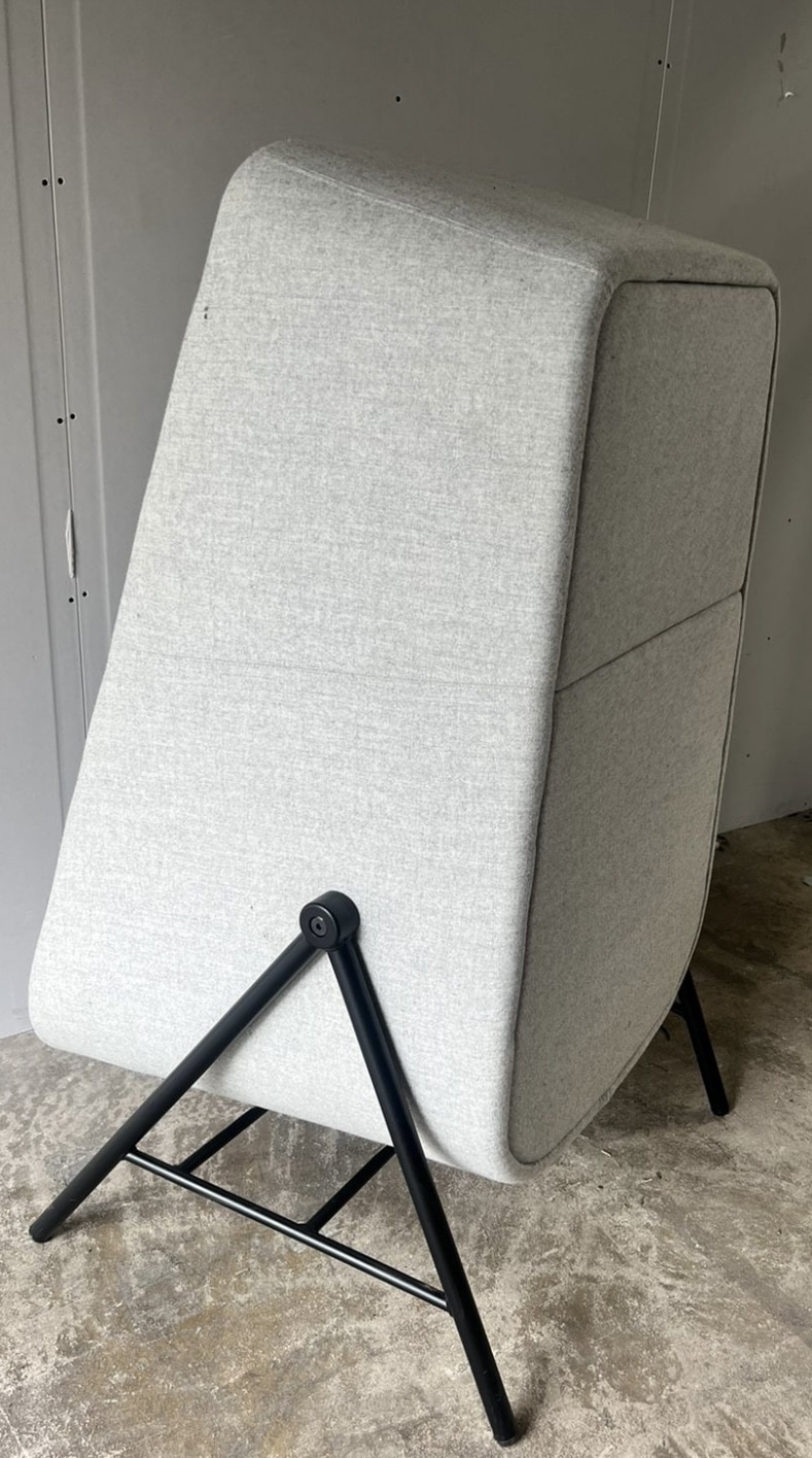 Connection Muse SMS1BOOTH - The Office Chair Man