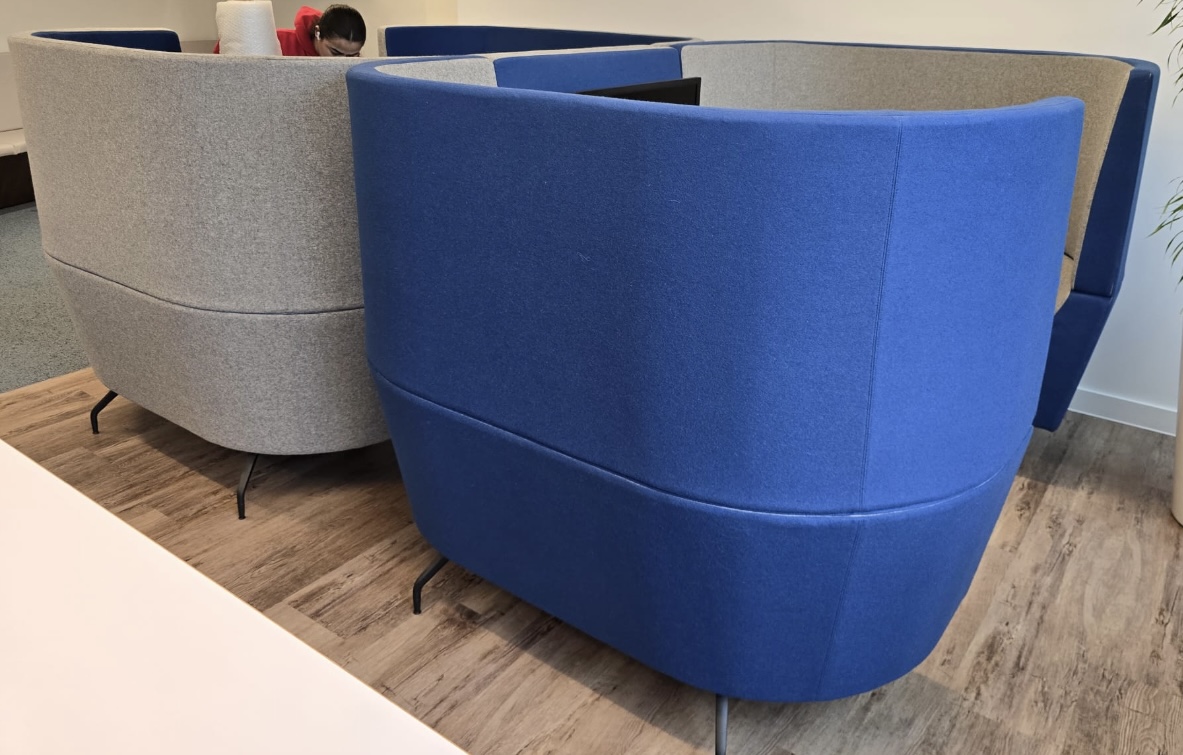 Orangebox Cwtch Collaborative Privacy Booth seats up to 4