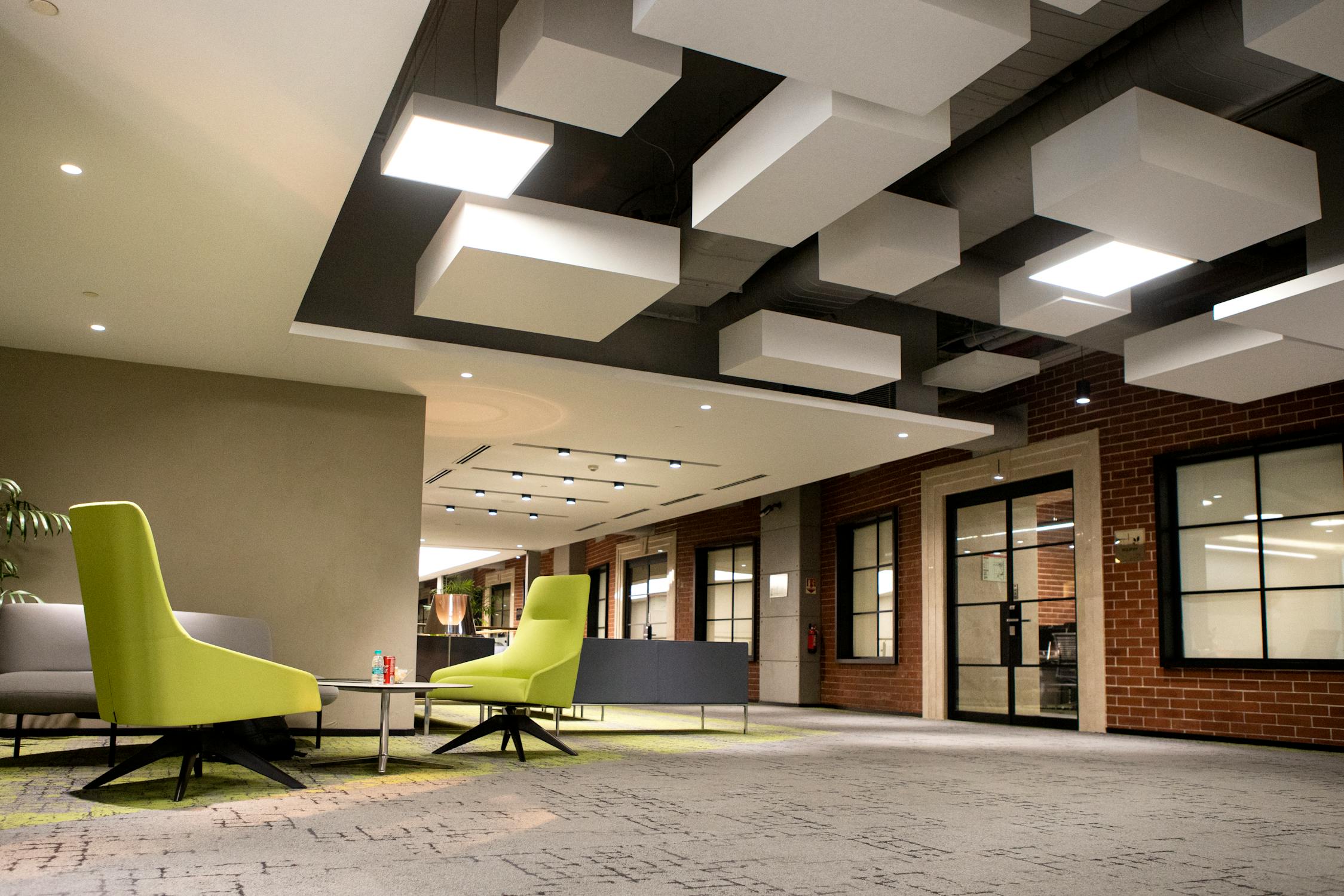 Refurbished Office Furniture: Style, Quality, and Savings